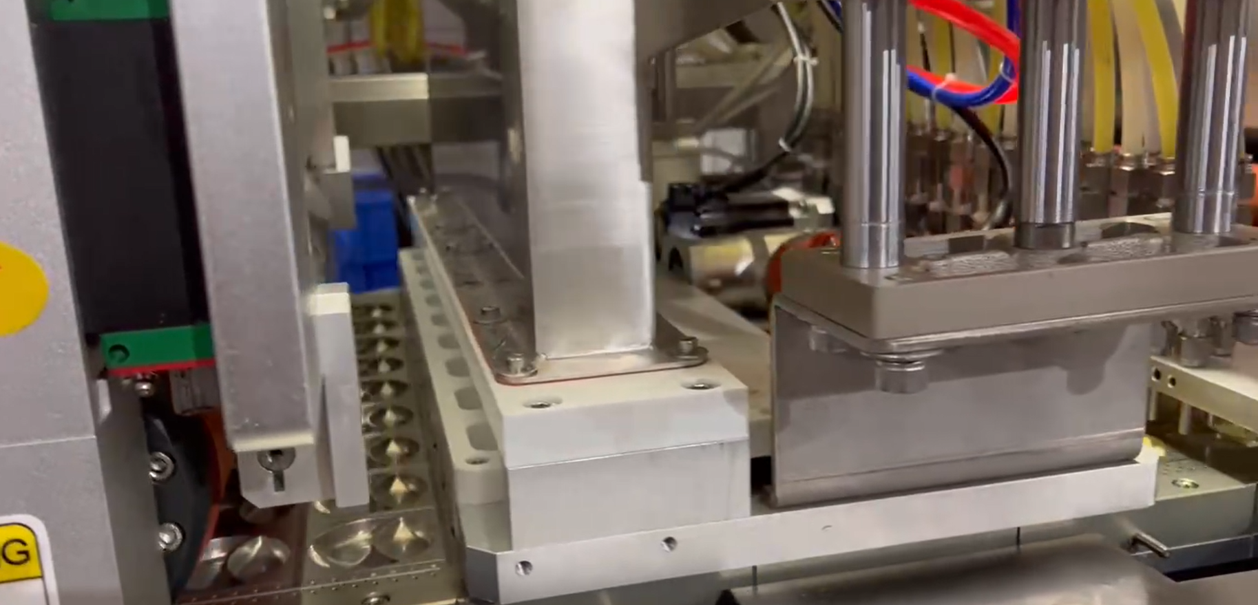 China PVA water soluble casting film capsule pods extrusion processing ...