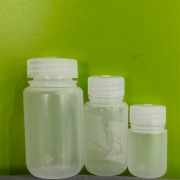 China Brightwin wash solution buffer filling line for a customer from ...